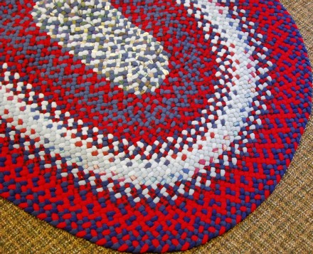 Braided Wool Rug Classes | August 18, 2015